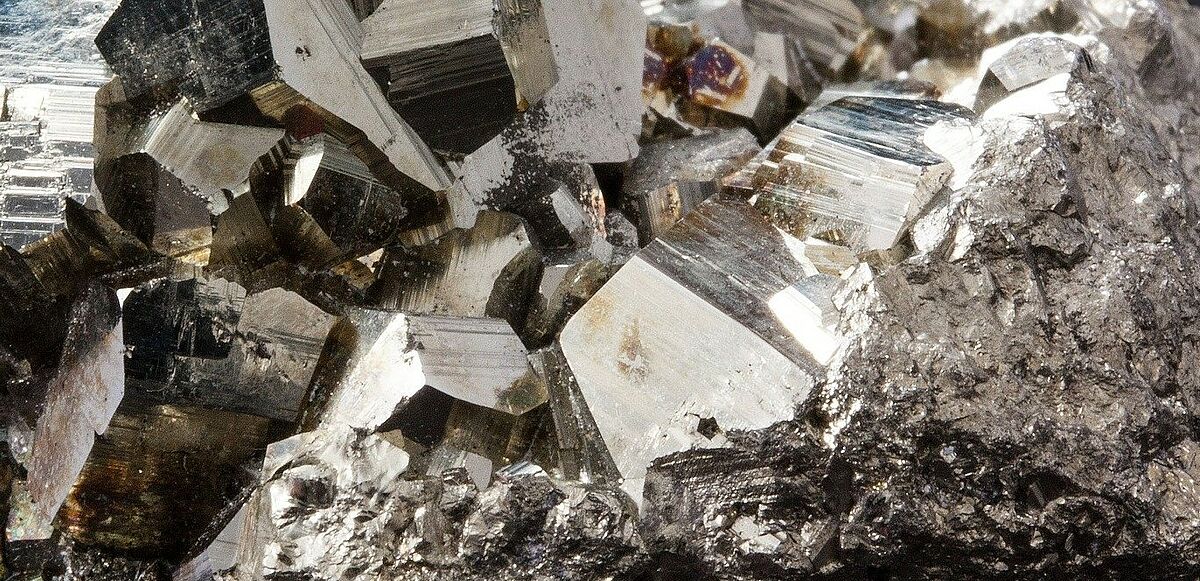 Scientists first to achieve Wannier-Stark localization in polycrystals ...