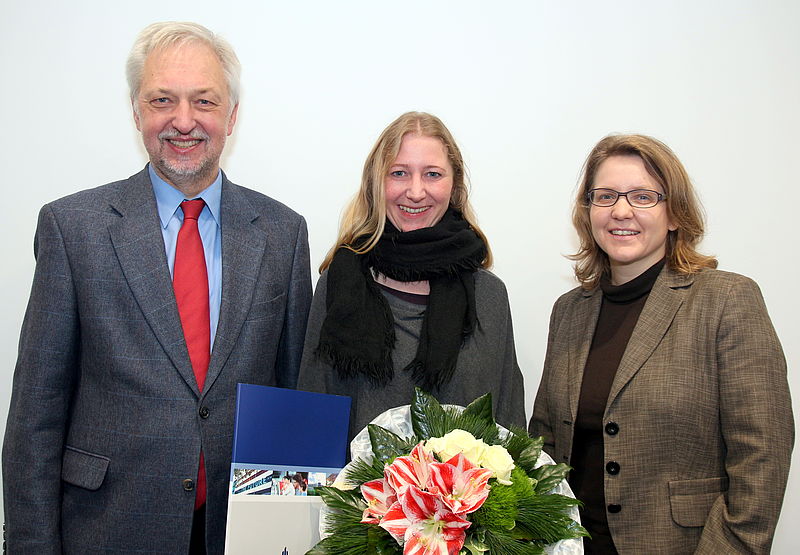 Universität Paderborn - News item - Postdoc-Stipendium der Universität ...