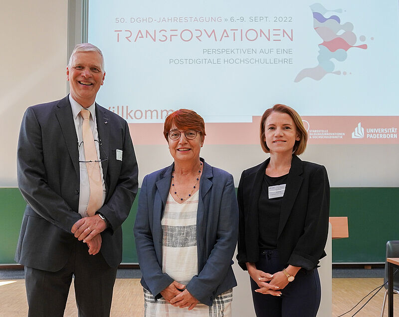 Universität Paderborn - Nachricht - Hochschullehre, Hörsaal, Homeoffice ...