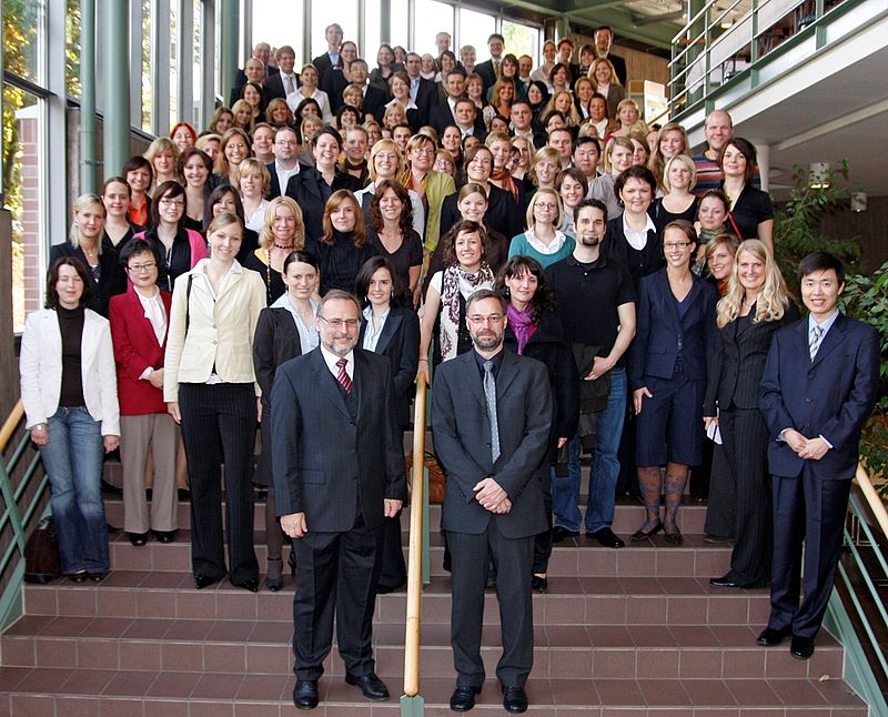 Universität Paderborn - Nachricht - Erfolgreiche Abschlussfeier beim ...