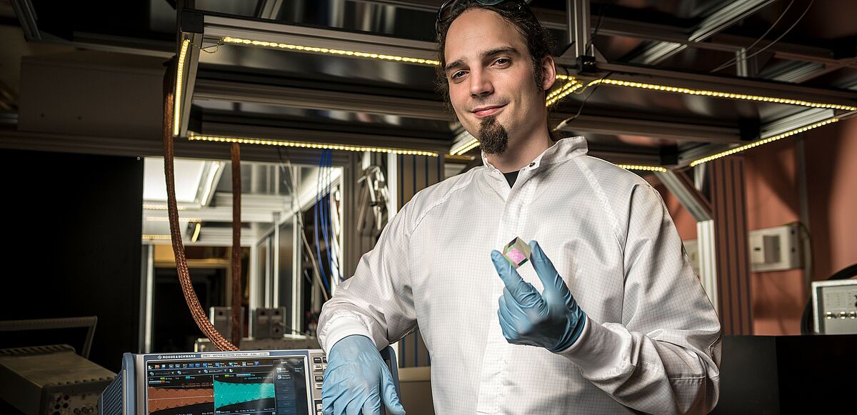 Special award for Paderborn University scientist: Professor Klaus Jöns ...