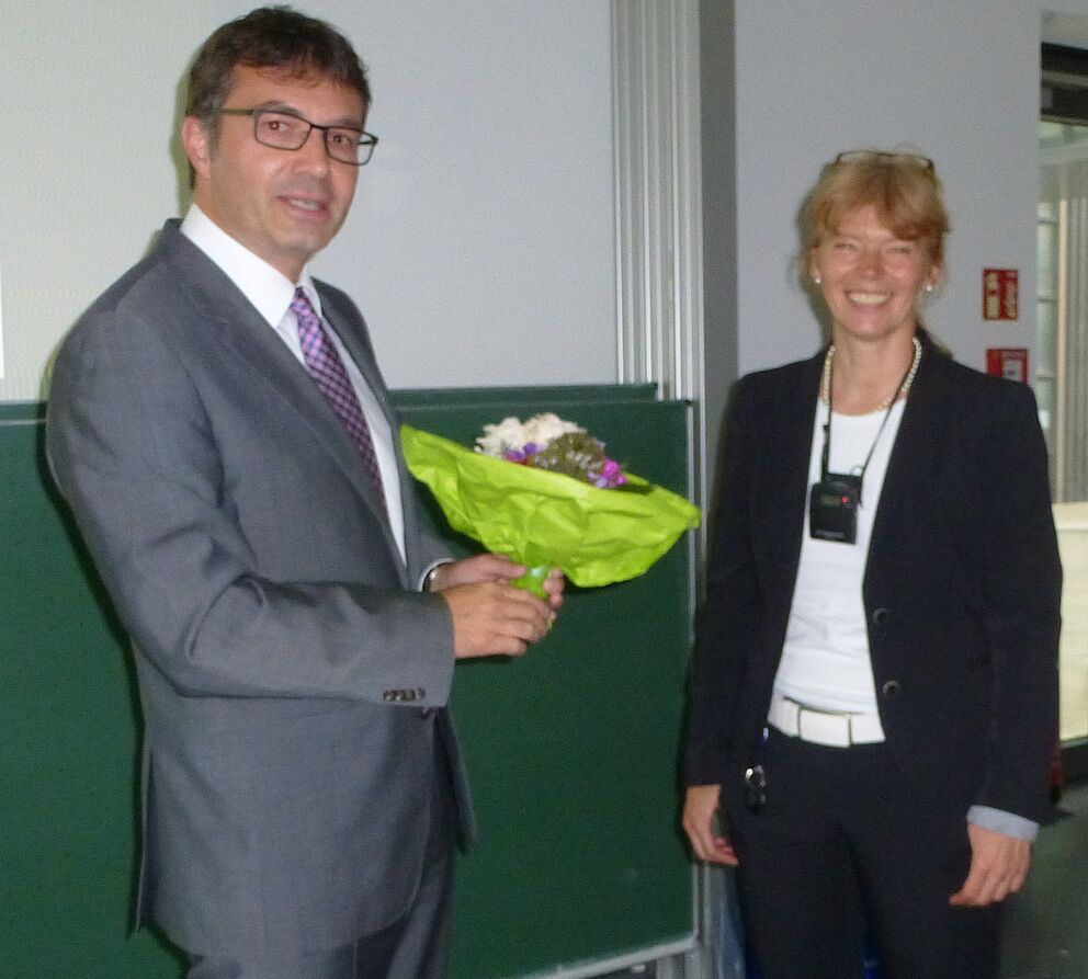 Universität Paderborn - Nachricht - Wirtschaftswissenschaften ...