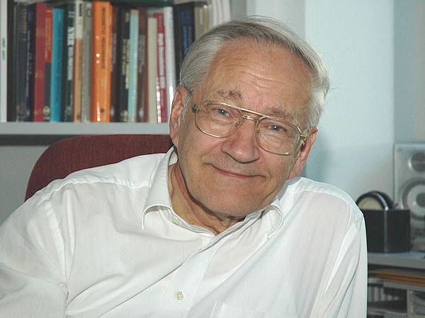 Universität Paderborn - Nachricht - FÄLLT AUS: Vortrag des Chemie ...