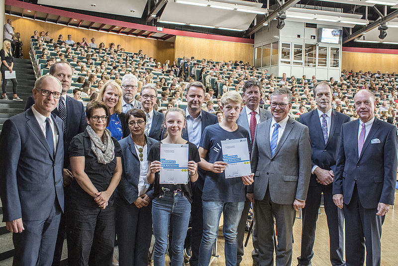 Universität Paderborn - News item - 271 Schülerinnen und Schüler aus ...
