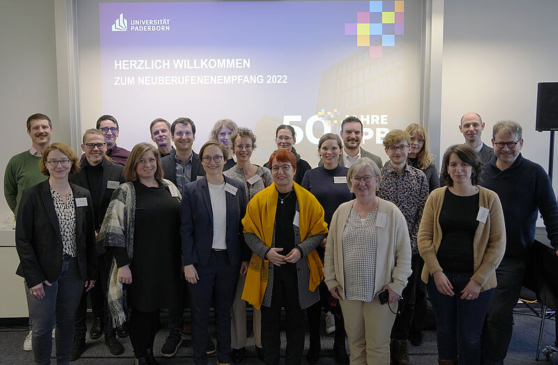 Universität Paderborn - Nachricht - Neuberufenenempfang 2022: Universität Paderborn begrüßt neue ...