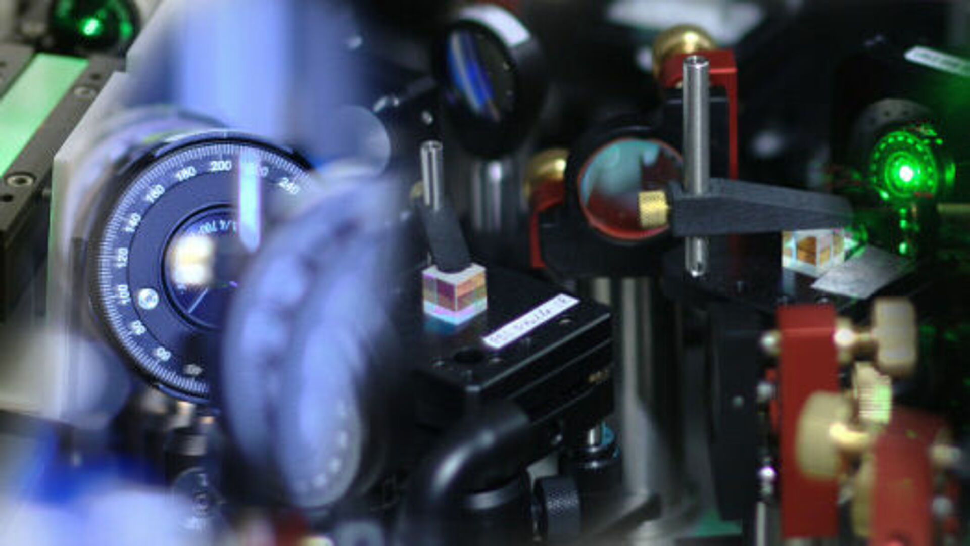 Hybrid Quantum Photonic Devices | Paderborn University